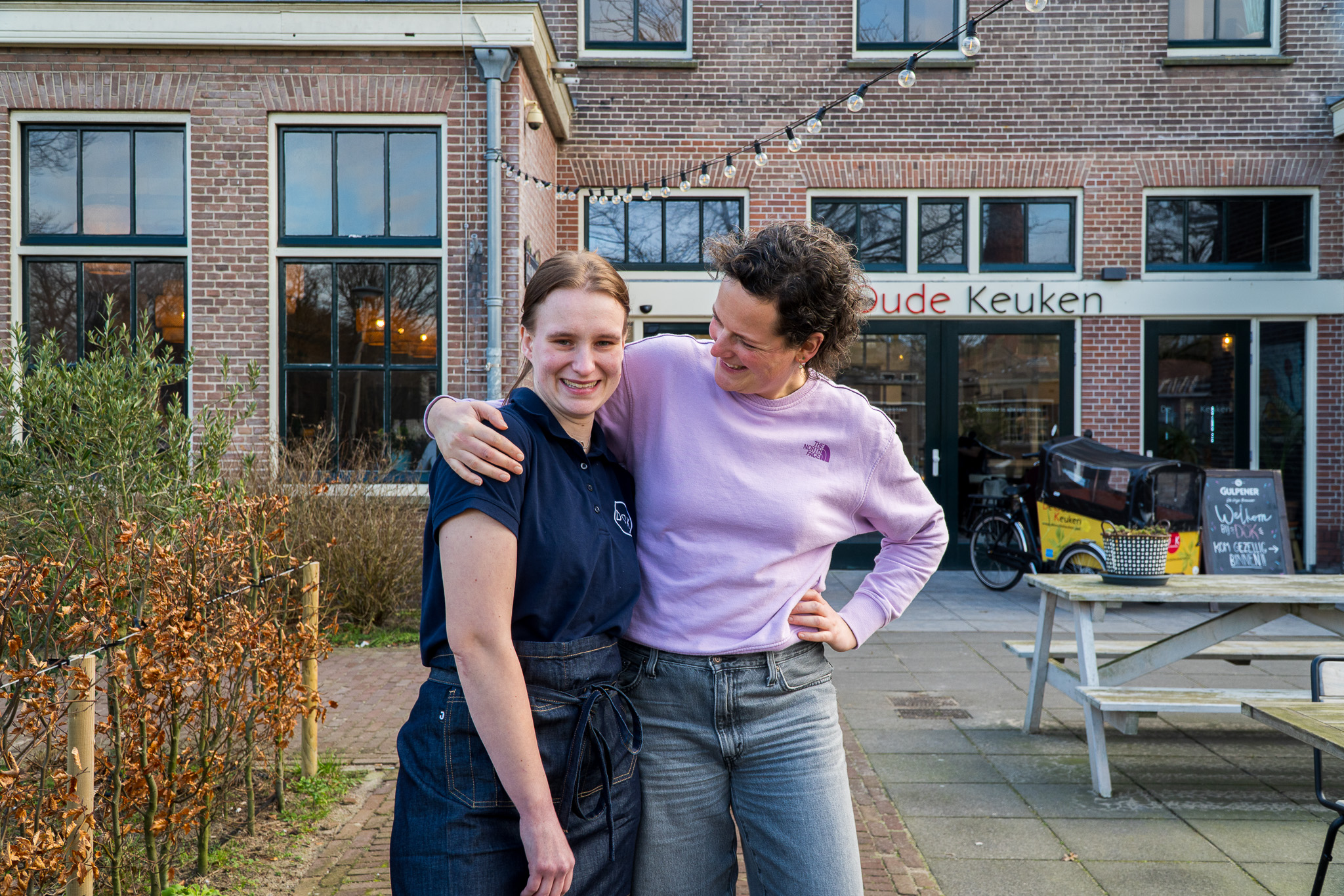 Myrthe blaakt van zelfvertrouwen dankzij jobcoach Lara